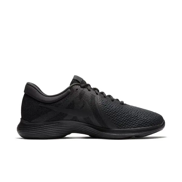 Nike Revolution 4 - Black