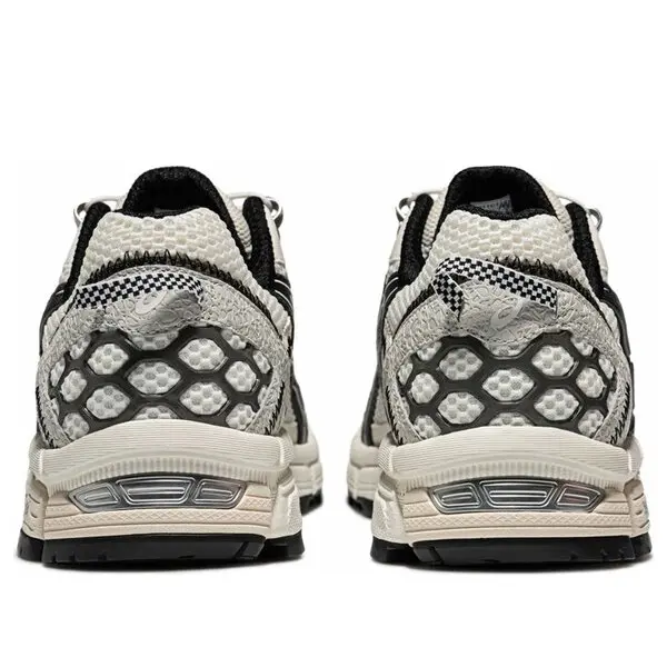 Asics Gel-kahana Fl Athletic Sneakers - White/black