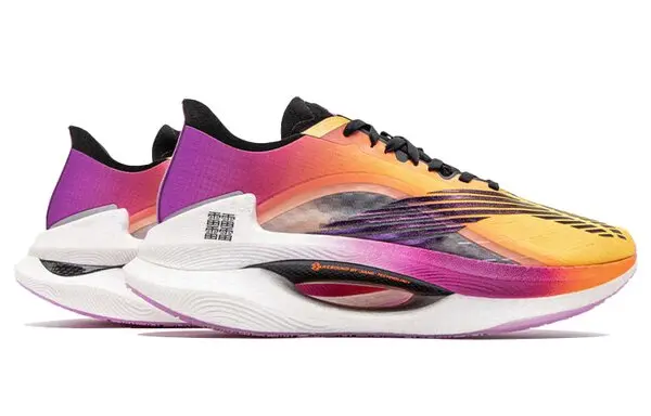 LI-NING Essential Arhq245-1 Low Top Sneakers