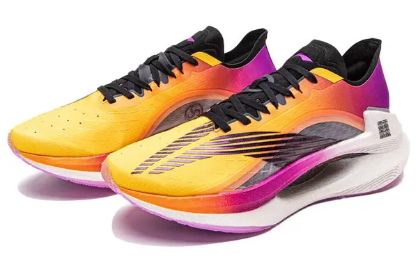 LI-NING Essential Arhq245-1 Low Top Sneakers