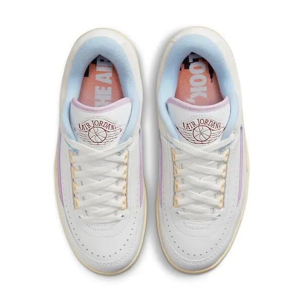 JORDAN Air 2 Low "look, Up In The Air - White/varsity Red/ice Blue