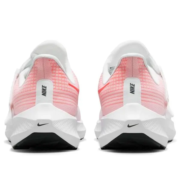 Nike Zoom Pegasus Flyease Athletic Sneakers