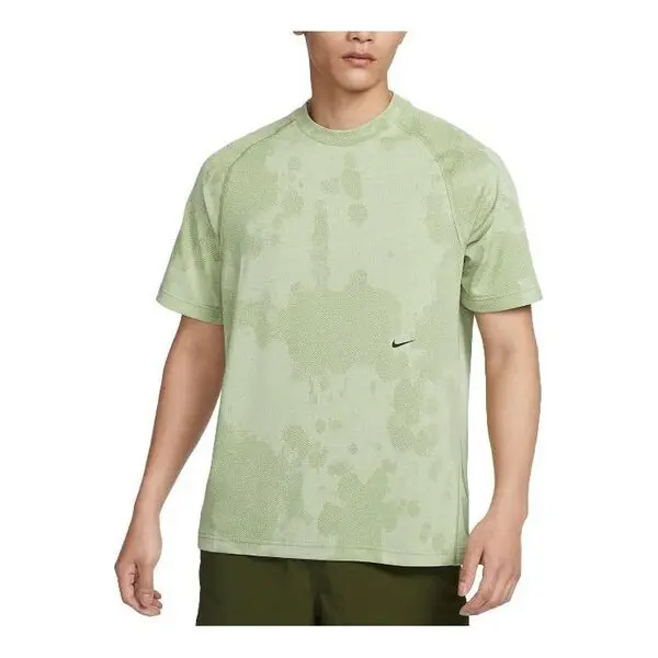 Nike Dri-fit Adv A.p.s. Short-sleeved Fitness Top - Green