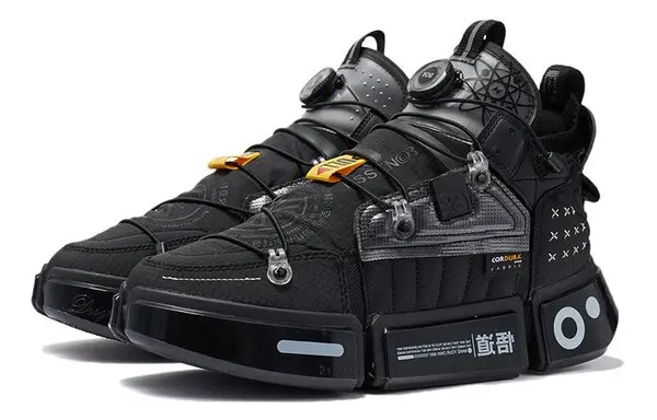 LI-NING Essence 2 Futuristic Sneakers