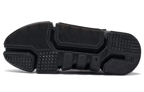 LI-NING Essence 2 Futuristic Sneakers
