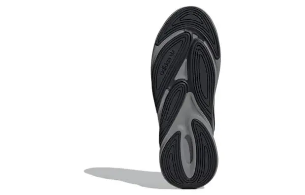 Adidas Ozelia Sneakers - Black/sliver