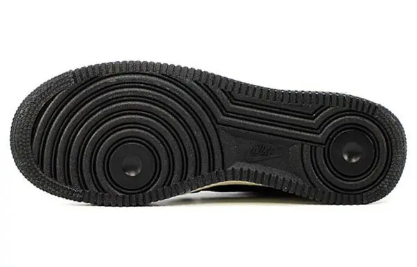 Nike Force 1 Low Top Sneakers