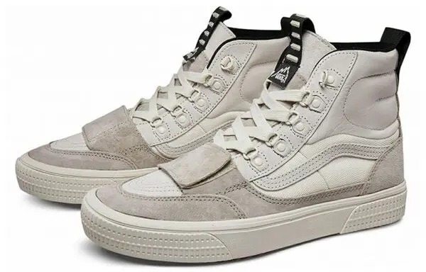 VANS High Top Sneakers