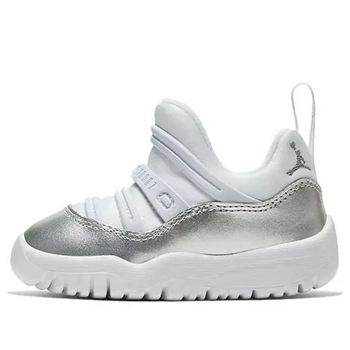 JORDAN Air 11 Flex Sneakers