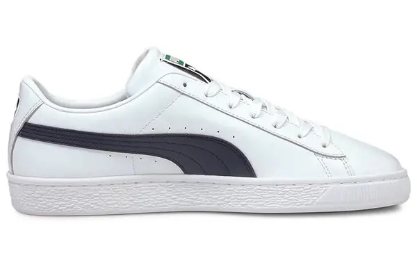 PUMA Basket Classic 21 Sneakers - White/blue