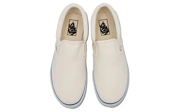 VANS Slip-on Sneakers - White