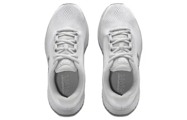 Under Armour Charged Rogue 4 Sneakers
