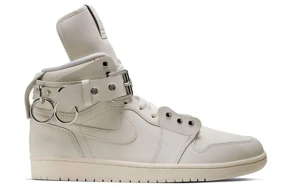 JORDAN 1 Retro High X Comme Des Garçons - White