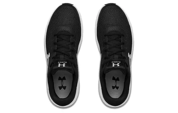Under Armour Surge 2 Low Top Sneakers - Black