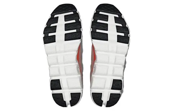 On Cloudflow 4 Sneakers - Quartz/flame