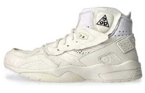 Nike Air Mowabb Sneakers