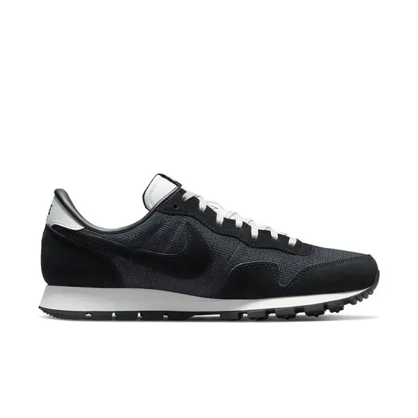 Nike Pegasus 83 Low Top Sneakers - Black