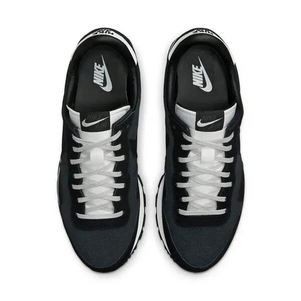 Nike Pegasus 83 Low Top Sneakers - Black