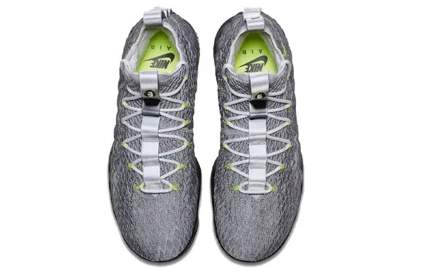 Nike Lebron 15 'air Max 95' Athletic Sneakers