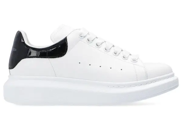 Alexander McQueen Oversized Sneaker - White/black