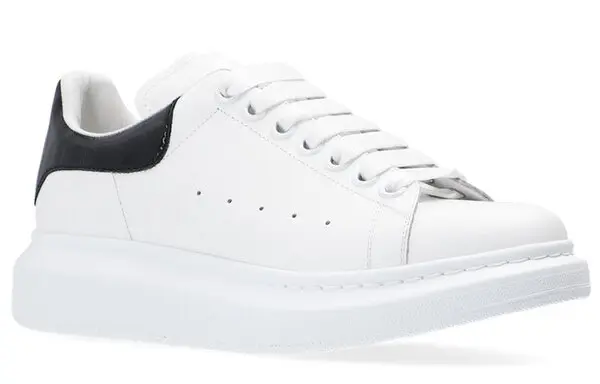 Alexander McQueen Oversized Sneaker - White/black