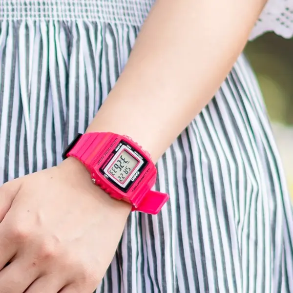 Casio Waterproof Sports Quartz Digital
