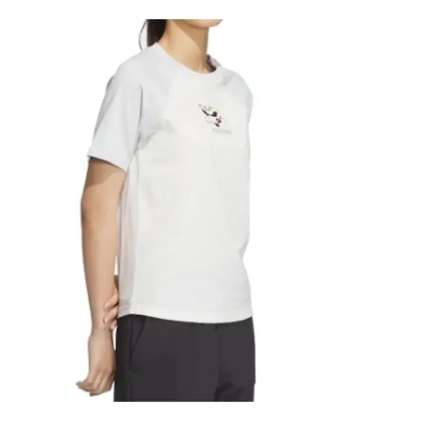 Adidas T-shirt