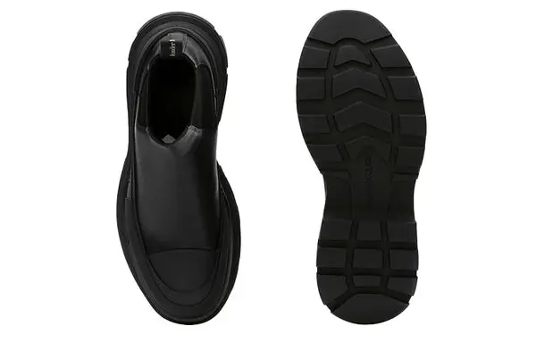Alexander McQueen Tread Slick Ankle Boots - Black/silver