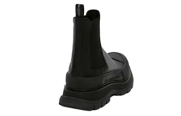 Alexander McQueen Tread Slick Ankle Boots - Black/silver