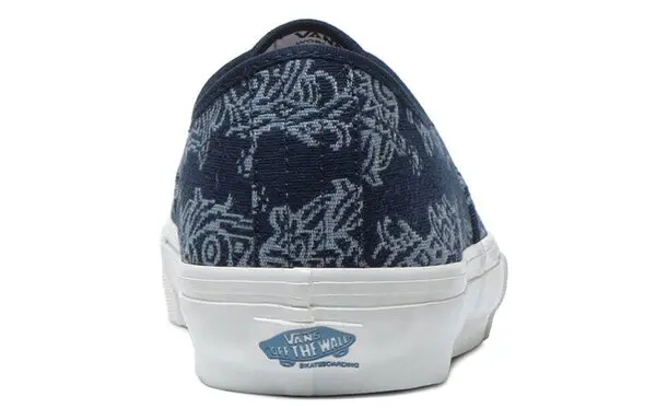 VANS Authentic "blue Whitepaisley Printlow Top" Sneakers - Blue/white
