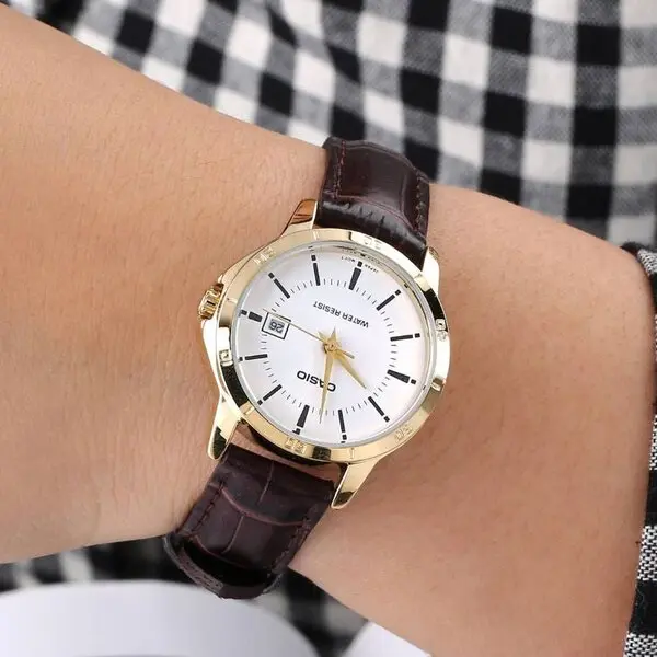 Casio Quartz Waterproof Analog