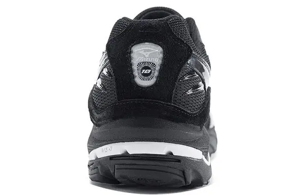 Mizuno Wave Rider 10 Sneakers - Black