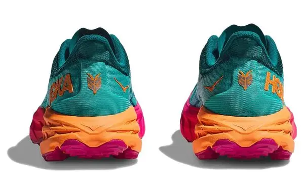 Hoka One One Speedgoat 5 Sneakers
