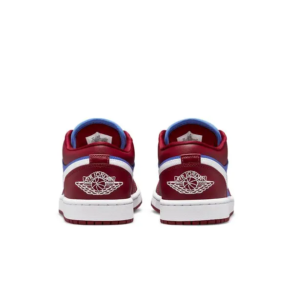 JORDAN 1 Low Sneakers