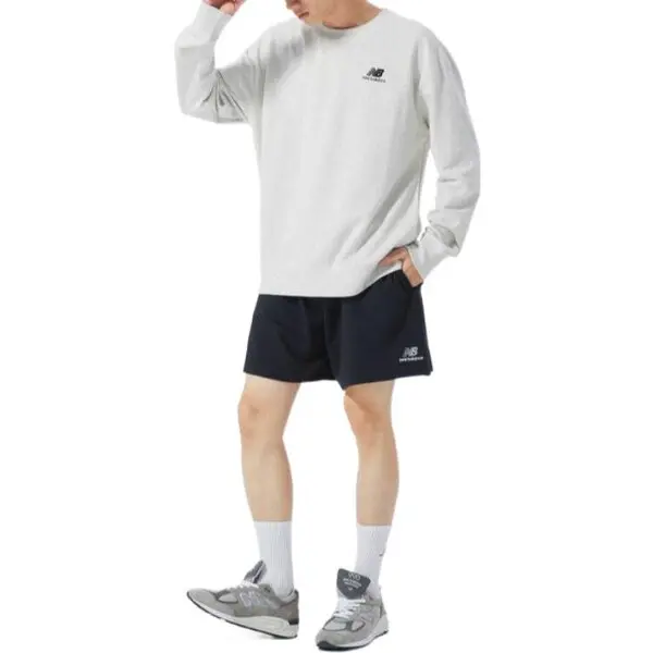 NEW BALANCE Embroidered Logo Crewneck Pullover