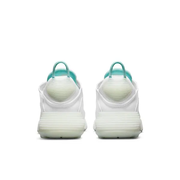 Nike Max 2090 Low Top Sneakers - White/green