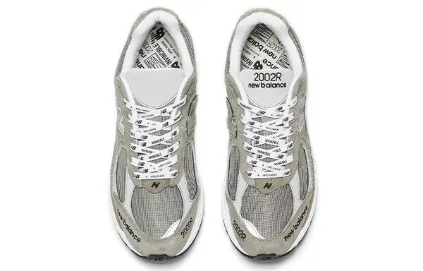 NEW BALANCE Invincible X N.hoolywood X 2002r Sneakers