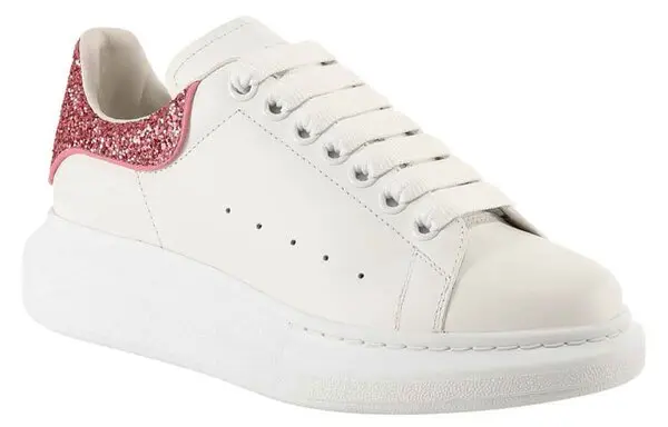 Alexander McQueen Oversized Glitter Sneakers - Beige/pink