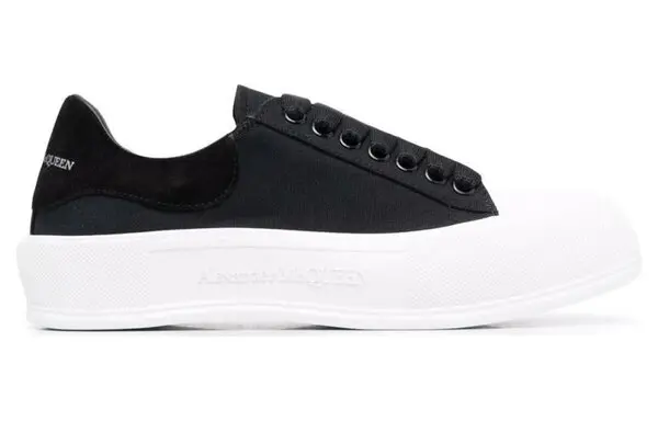 Alexander McQueen Deck Skate Plimsoll Lace Up - Black/white