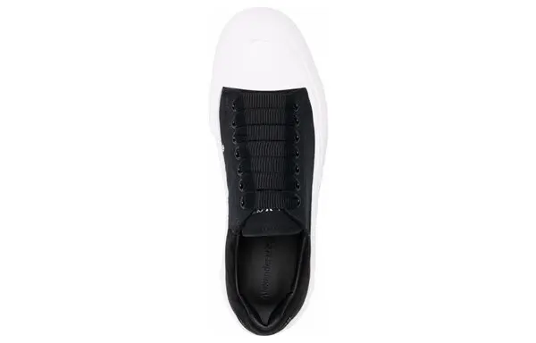 Alexander McQueen Deck Skate Plimsoll Lace Up - Black/white