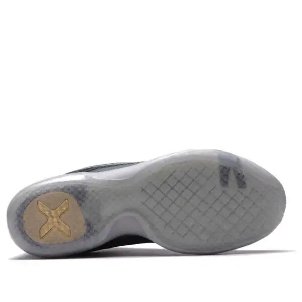 Nike Kobe 10 Flight Sneakers