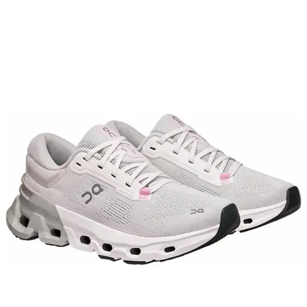 On Cloudflyer Sneakers - White/glacier