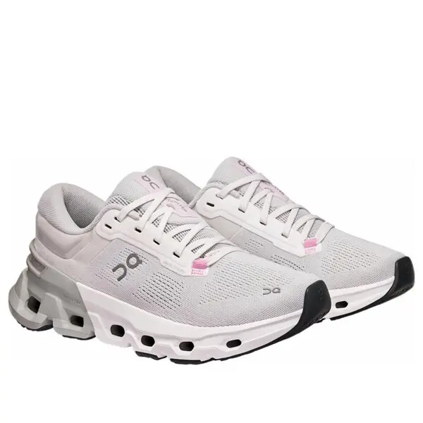 On Cloudflyer Sneakers - White/glacier