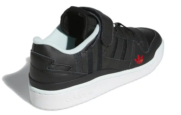 Adidas Forum Low Sneakers