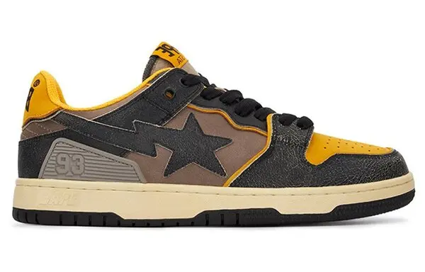 A BATHING APE Sk8 Sta Sneakers - Yellow/black