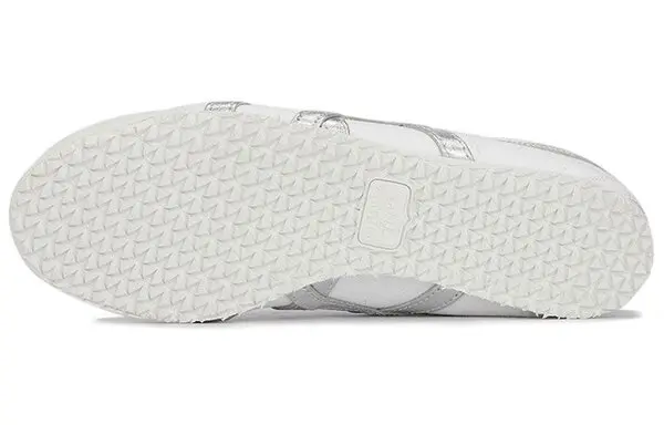 Onitsuka Tiger Mexico 66 Slip-on Sneakers - White/silver
