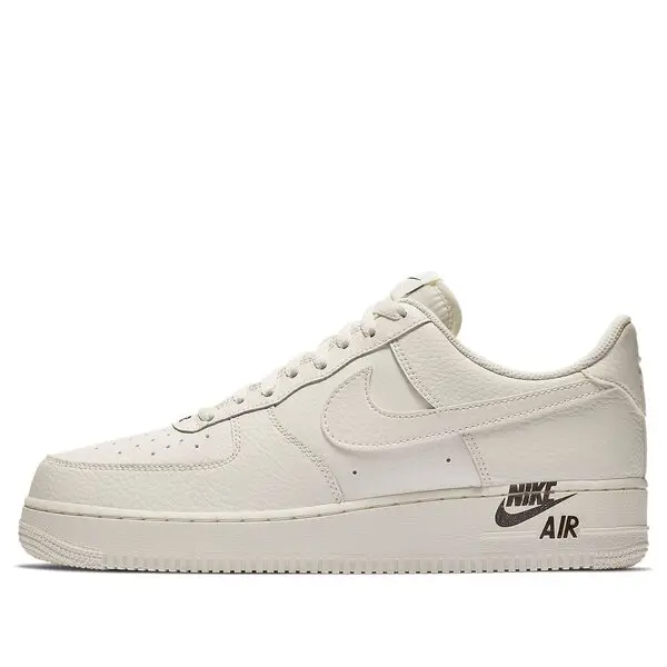 Nike Force 1 '07 Low Top Sneakers - White