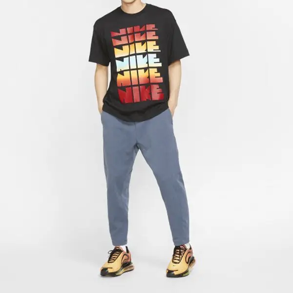 Nike Graphic Print Short Sleeve T-shirt - Black