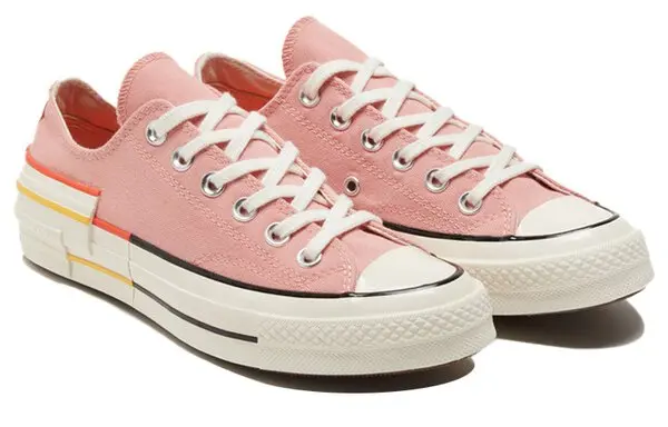 CONVERSE Chuck 70 Low Colorblock Sneakers - Pink