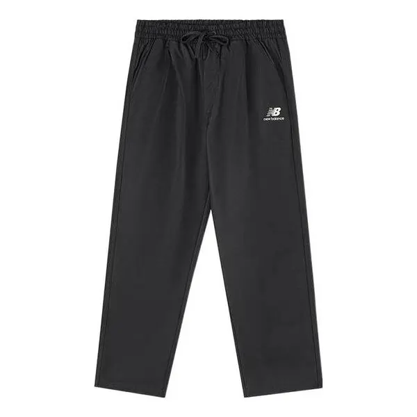 NEW BALANCE Essential Logo Pants Asia Sizing - Black